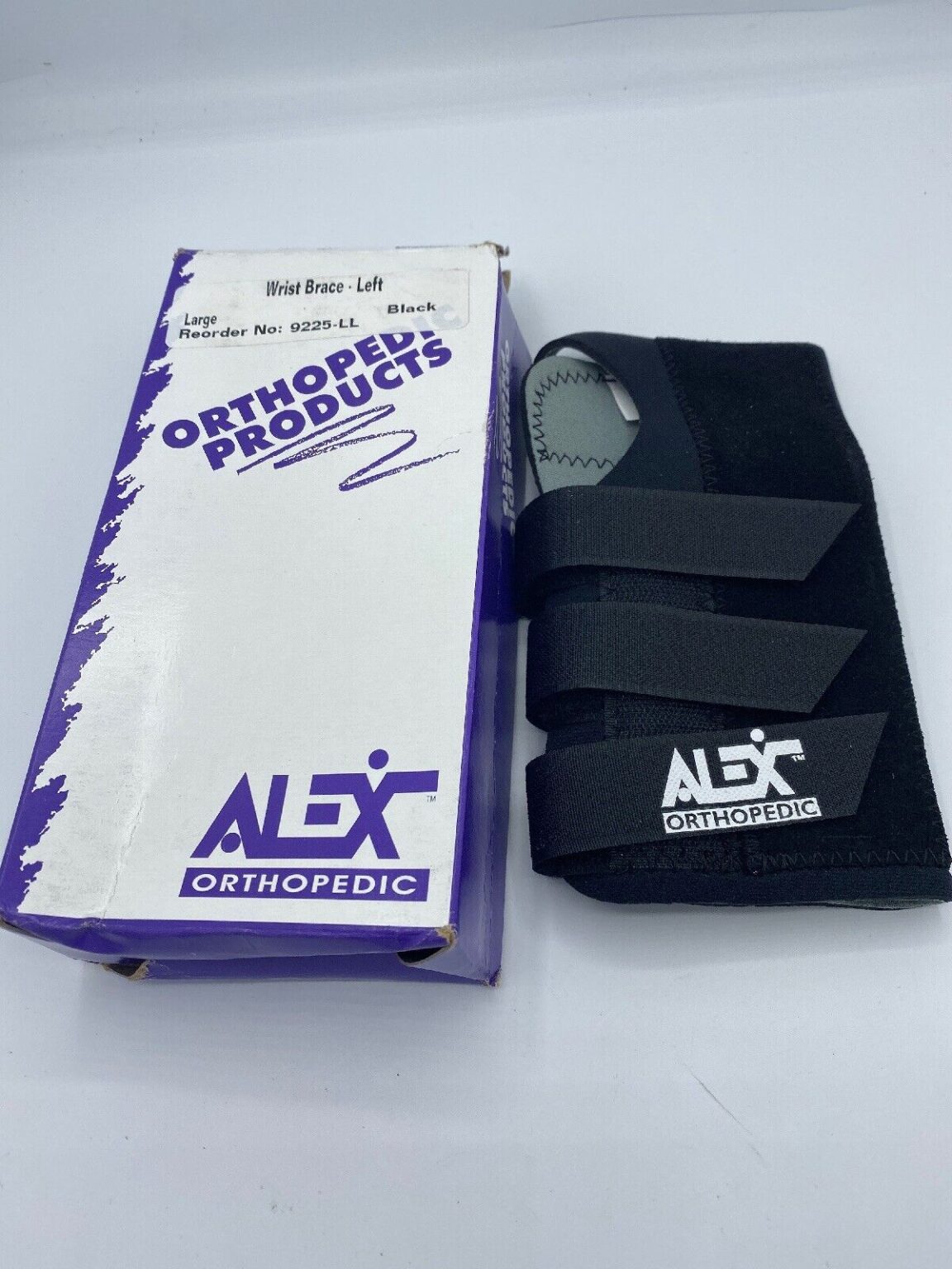 Wrist Brace : Black – Right Hand : Alex Orthopedic